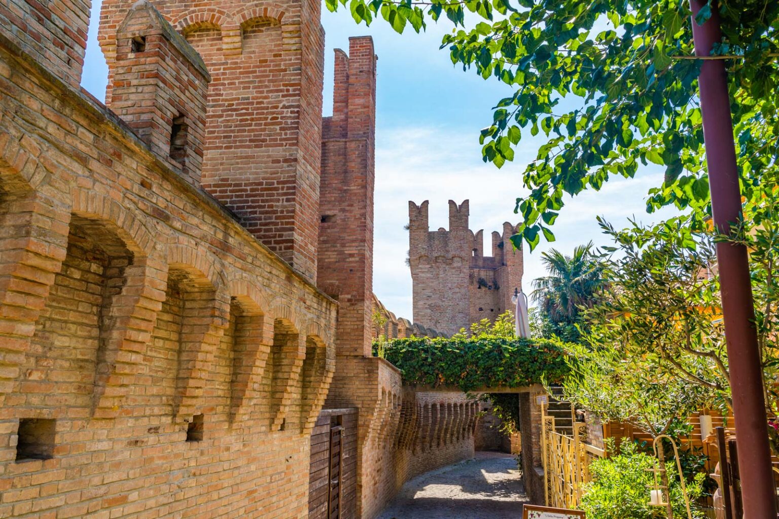Gradara, Paolo e Francesca e il borgo: ne conosci bene la storia?